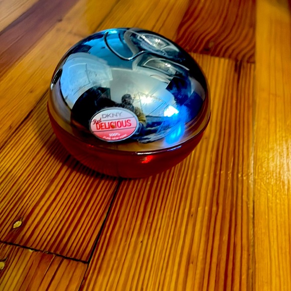 Dkny | Bath & Body | Dkny Red Delicious Eau De Parfum 7 Fl Perfume ...